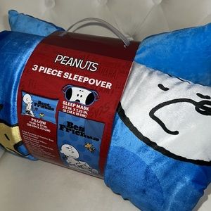 Peanuts | Bedding | Snoopy Peanuts 3pc Sleepover Set | Poshmark